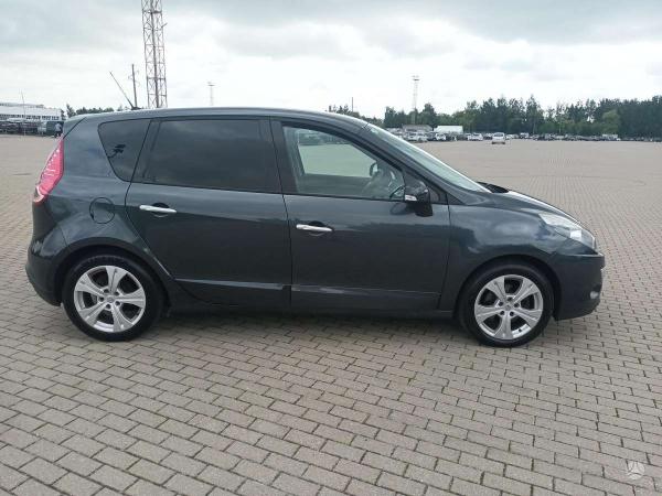 Renault Scenic 2010 Marijampole, ar dzinēja tilpumu 1.87 L un nobraukumu 238 tūkst. km par 2850 €, foto 7 vietnē AUTOMOTO.COM.LV