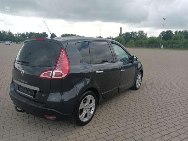 Renault Scenic 2010 Marijampole, ar dzinēja tilpumu 1.87 L un nobraukumu 238 tūkst. km par 2850 €, foto 8 vietnē AUTOMOTO.COM.LV
