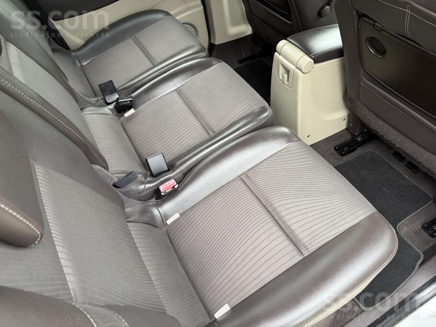 Renault Scenic 2011 Jelgava, ar dzinēja tilpumu 1.60 L un nobraukumu 208 tūkst. km par 3950 €, foto 9 vietnē AUTOMOTO.COM.LV