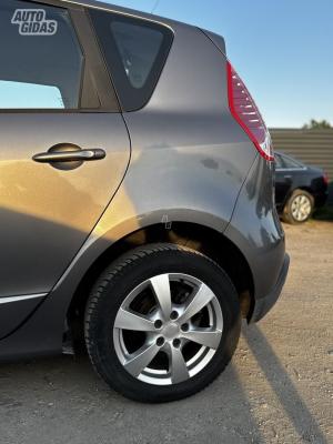 Renault Scenic 2011 Klaipėda, ar dzinēja tilpumu 1.50 L un nobraukumu 271 tūkst. km par 2600 €, foto 9 vietnē AUTOMOTO.COM.LV