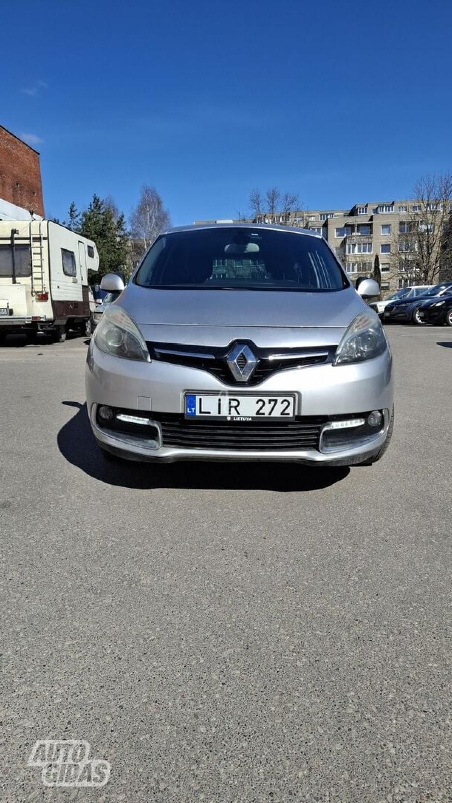 Renault Scenic 2012 in Vilnius, with an engine capacity of 1.50 L and mileage of 207 thousand km for 4250 €, photo 3 on AUTOMOTO.COM.LV