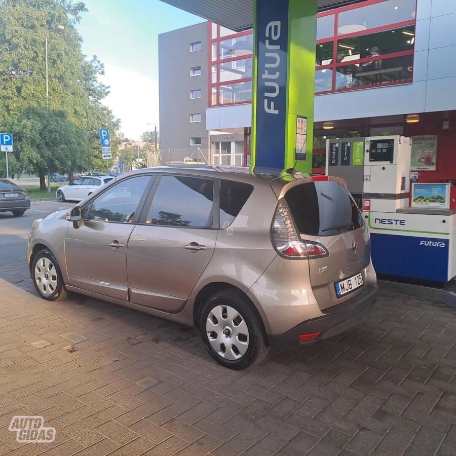 Renault Scenic 2012 Viļņa, ar dzinēja tilpumu 1.60 L un nobraukumu 234 tūkst. km par 3900 €, foto 4 vietnē AUTOMOTO.COM.LV