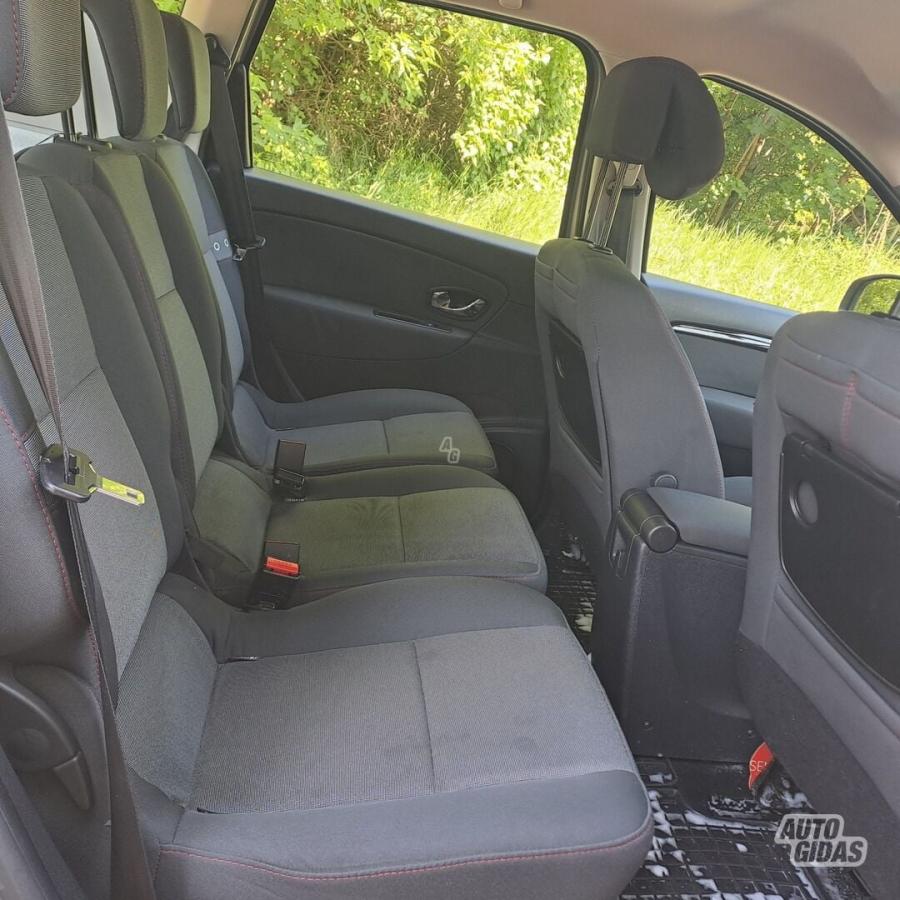 Renault Scenic 2012 Viļņa, ar dzinēja tilpumu 1.60 L un nobraukumu 234 tūkst. km par 3900 €, foto 6 vietnē AUTOMOTO.COM.LV