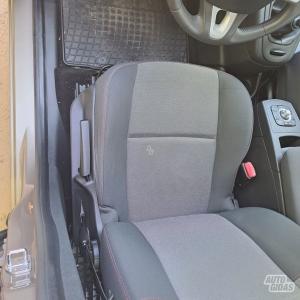 Renault Scenic 2012 Viļņa, ar dzinēja tilpumu 1.60 L un nobraukumu 234 tūkst. km par 3900 €, foto 8 vietnē AUTOMOTO.COM.LV