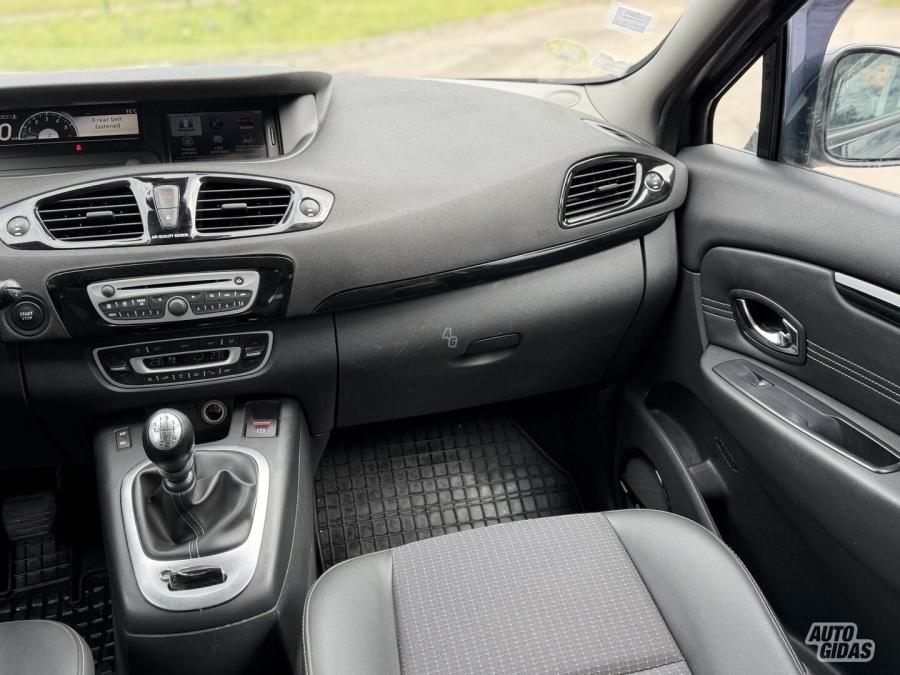 Renault Scenic 2012 Šauļi, ar dzinēja tilpumu 1.60 L un nobraukumu 172 tūkst. km par 2850 €, foto 16 vietnē AUTOMOTO.COM.LV