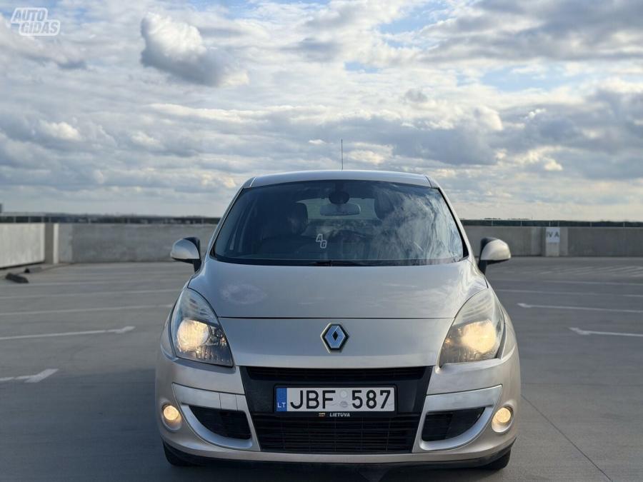 Renault Scenic 2012 in Vilnius, with an engine capacity of 1.50 L and mileage of 268 thousand km for 2399 €, photo 3 on AUTOMOTO.COM.LV