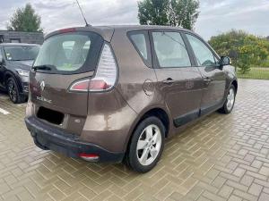 Renault Scenic 2013 Tauragė, ar dzinēja tilpumu 1.46 L un nobraukumu 210 tūkst. km par 2950 €, foto 4 vietnē AUTOMOTO.COM.LV