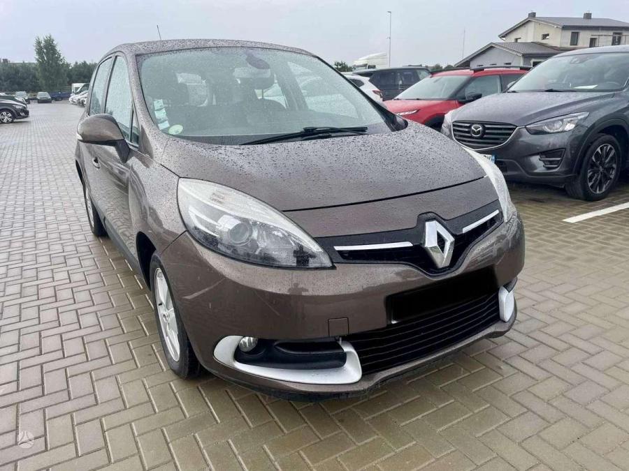 Renault Scenic 2013 Tauragė, ar dzinēja tilpumu 1.46 L un nobraukumu 210 tūkst. km par 2950 €, foto 8 vietnē AUTOMOTO.COM.LV