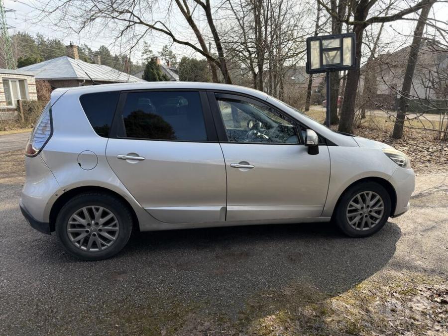 Renault Scenic 2014 in Riga, with an engine capacity of 1.50 L and mileage of 363 thousand km for 1900 €, photo 3 on AUTOMOTO.COM.LV