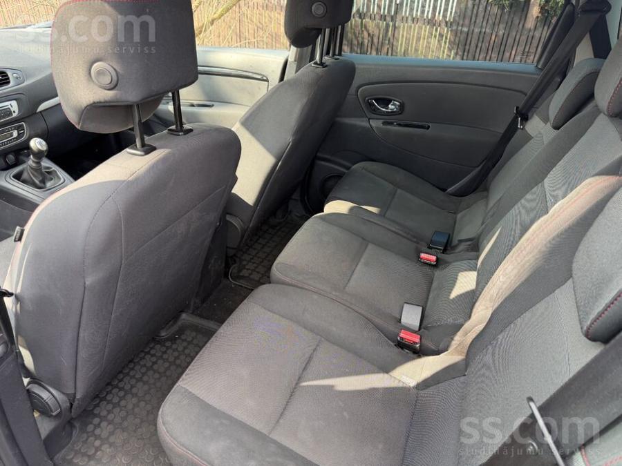 Renault Scenic 2014 in Riga, with an engine capacity of 1.50 L and mileage of 363 thousand km for 1900 €, photo 13 on AUTOMOTO.COM.LV