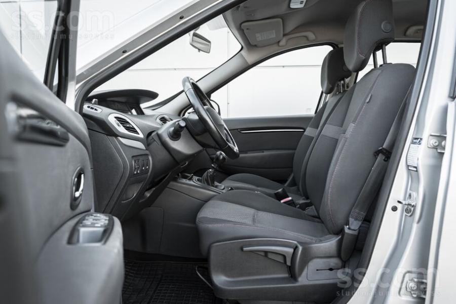 Renault Scenic 2014 in Riga, with an engine capacity of 1.50 L and mileage of 266 thousand km for 3850 €, photo 9 on AUTOMOTO.COM.LV