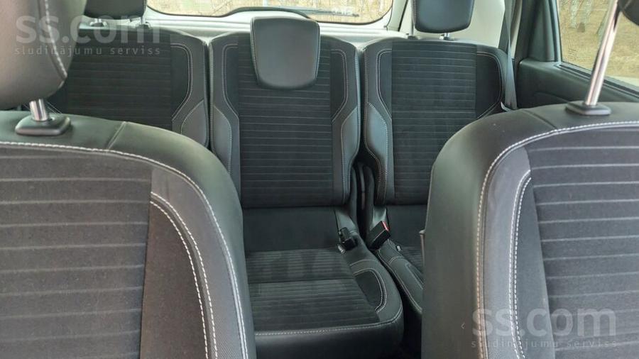 Renault Scenic 2014 Rīga, ar dzinēja tilpumu 1.60 L un nobraukumu 272 tūkst. km par 4500 €, foto 21 vietnē AUTOMOTO.COM.LV