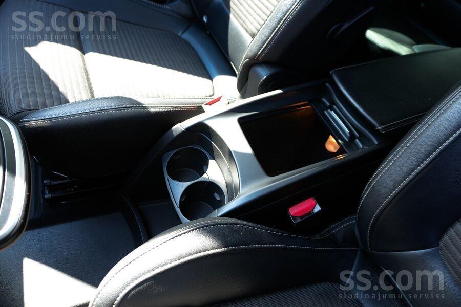 Renault Scenic 2017 Rīga, ar dzinēja tilpumu 1.60 L un nobraukumu 247 tūkst. km par 8890 €, foto 14 vietnē AUTOMOTO.COM.LV