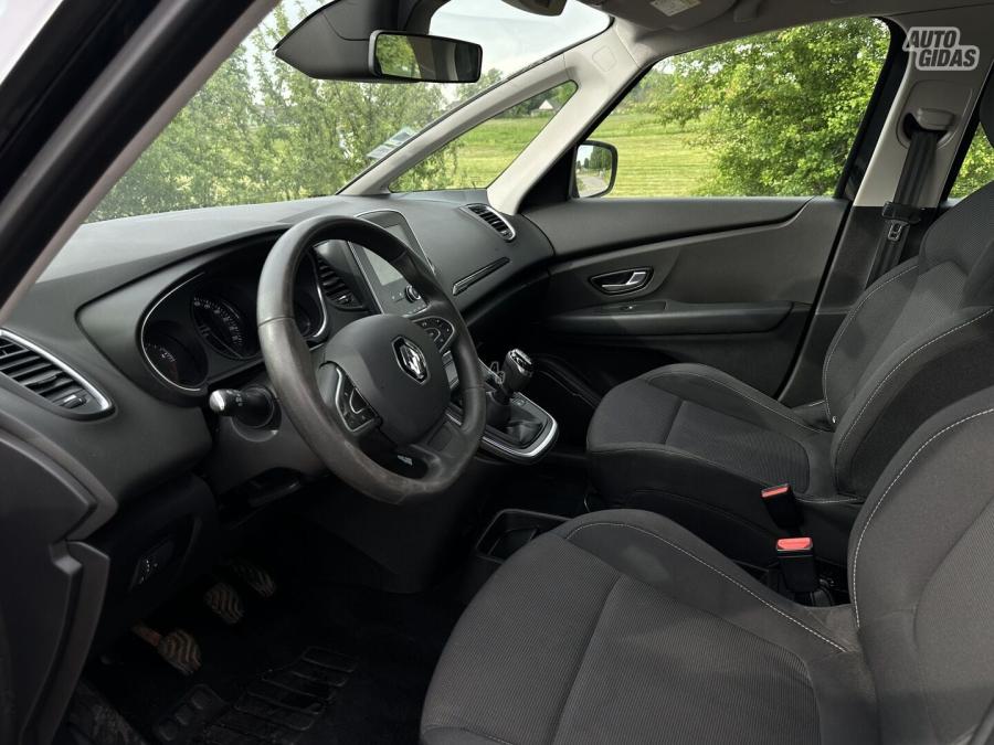 Renault Scenic 2020 Tauragė, ar dzinēja tilpumu 1.70 L un nobraukumu 103 tūkst. km par 7600 €, foto 11 vietnē AUTOMOTO.COM.LV