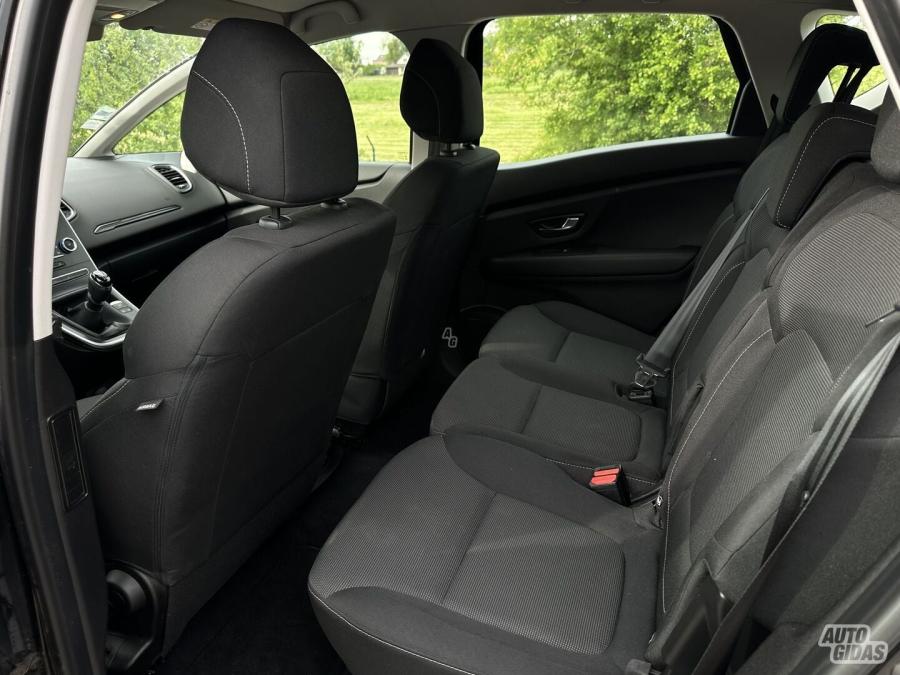 Renault Scenic 2020 Tauragė, ar dzinēja tilpumu 1.70 L un nobraukumu 103 tūkst. km par 7600 €, foto 12 vietnē AUTOMOTO.COM.LV