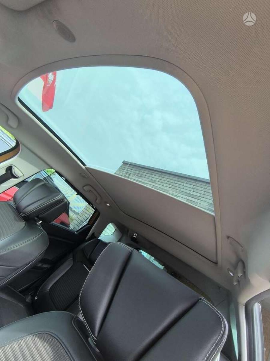 Orange Renault Scenic 2017 in Kaunas, with an engine capacity of 1.46 L and mileage of 163 thousand km for 9000 €, photo 22 on AUTOMOTO.COM.LV