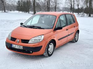 Oranžs Renault Scenic 2006 Rīga, ar dzinēja tilpumu 1.60 L un nobraukumu 306 tūkst. km par 1800 €, foto 3 vietnē AUTOMOTO.COM.LV