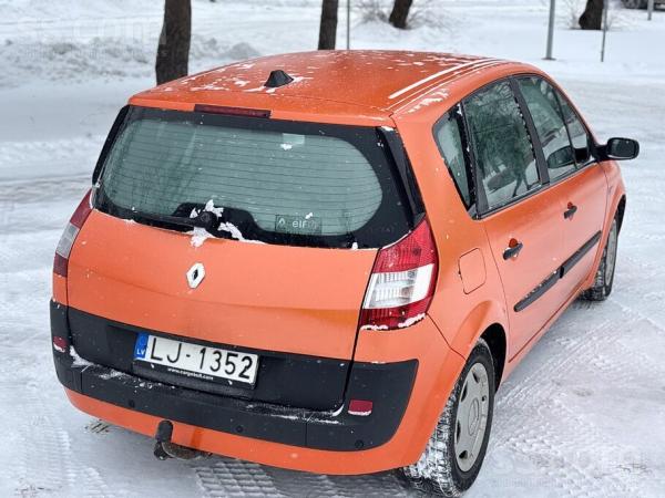 Orange Renault Scenic 2006 in Riga, with an engine capacity of 1.60 L and mileage of 306 thousand km for 1800 €, photo 4 on AUTOMOTO.COM.LV