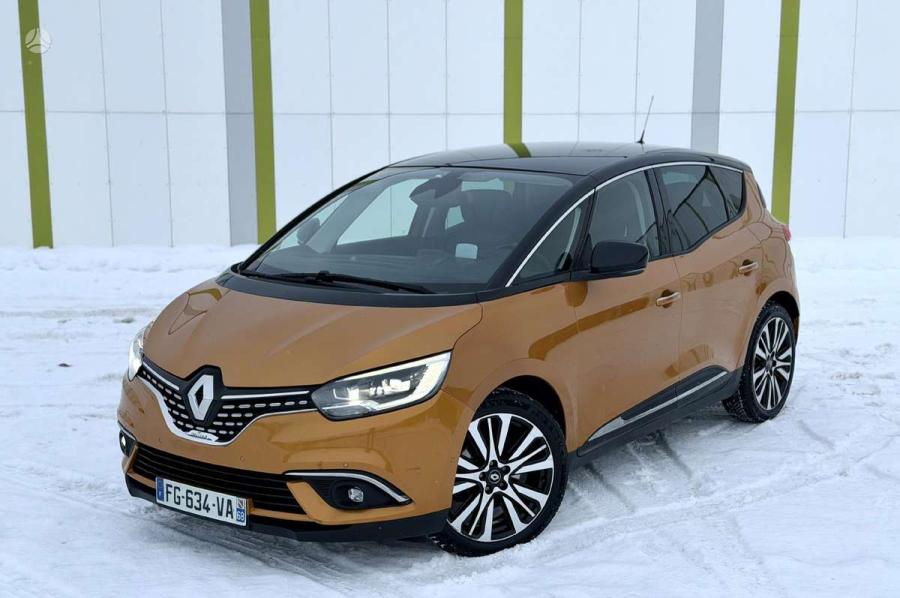 Orange Renault Scenic 2019 in Raseiniai, with an engine capacity of 1.80 L and mileage of 245 thousand km for 8800 €, photo 5 on AUTOMOTO.COM.LV