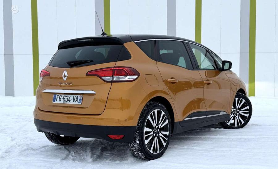 Orange Renault Scenic 2019 in Raseiniai, with an engine capacity of 1.80 L and mileage of 245 thousand km for 8800 €, photo 16 on AUTOMOTO.COM.LV