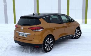 Orange Renault Scenic 2019 in Raseiniai, with an engine capacity of 1.80 L and mileage of 245 thousand km for 8800 €, photo 20 on AUTOMOTO.COM.LV
