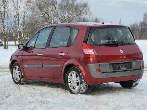 Red Renault Scenic 2004 in Liepaja, with an engine capacity of 1.60 L and mileage of 90 thousand km for 2500 €, photo 7 on AUTOMOTO.COM.LV