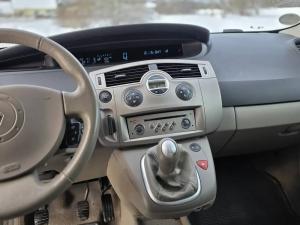 Sarkans Renault Scenic 2004 Grobiņa, ar dzinēja tilpumu 1.60 L un nobraukumu 90 tūkst. km par 2500 €, foto 14 vietnē AUTOMOTO.COM.LV
