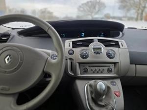 Sarkans Renault Scenic 2004 Grobiņa, ar dzinēja tilpumu 1.60 L un nobraukumu 90 tūkst. km par 2500 €, foto 29 vietnē AUTOMOTO.COM.LV