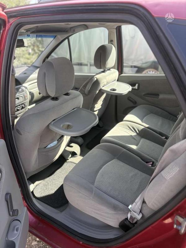 Sarkans Renault Scenic 2002 Viļņa, ar dzinēja tilpumu 1.60 L un nobraukumu 0 tūkst. km par 1550 €, foto 6 vietnē AUTOMOTO.COM.LV