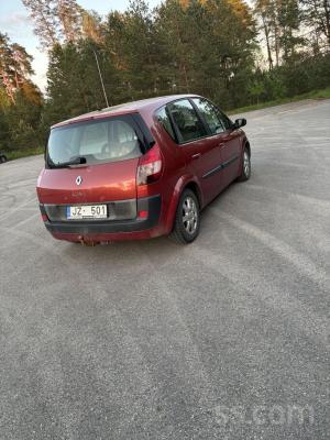 Red Renault Scenic 2005 in Riga, with an engine capacity of 1.60 L and mileage of 225 thousand km for 1200 €, photo 4 on AUTOMOTO.COM.LV