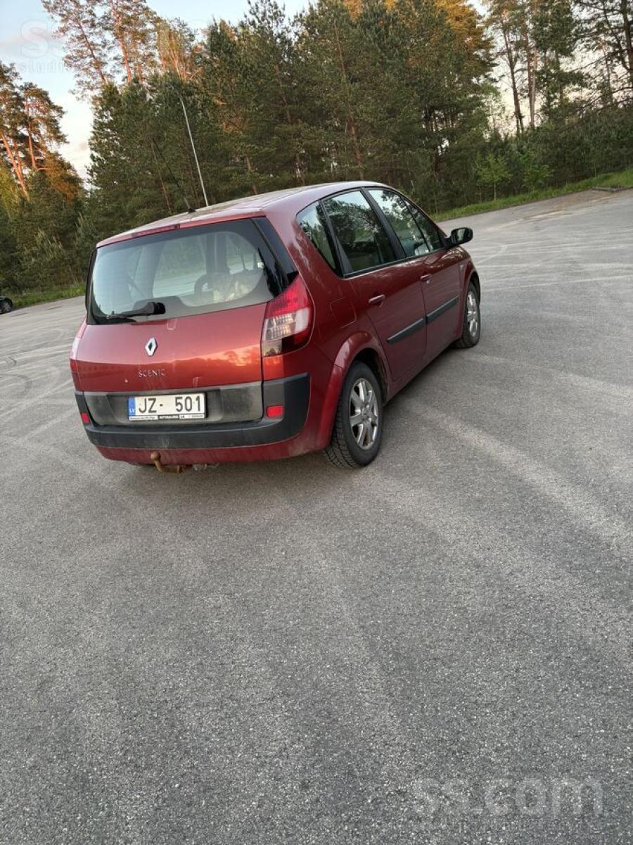 Red Renault Scenic 2005 in Riga, with an engine capacity of 1.60 L and mileage of 225 thousand km for 1200 €, photo 4 on AUTOMOTO.COM.LV