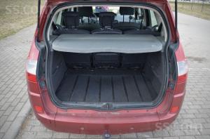 Sarkans Renault Scenic 2008 Jūrmala, ar dzinēja tilpumu 1.90 L un nobraukumu 385 tūkst. km par 1350 €, foto 12 vietnē AUTOMOTO.COM.LV