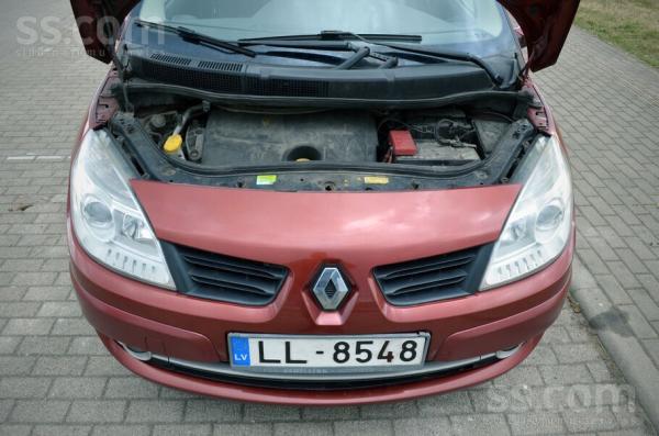 Renault Scenic 2008 in Jurmala on AUTOMOTO.COM.LV Red Renault Scenic 2008 in Jurmala, with an engine capacity of 1.90 L and mileage of 385 thousand km for 1350 €, photo 8 on AUTOMOTO.COM.LV