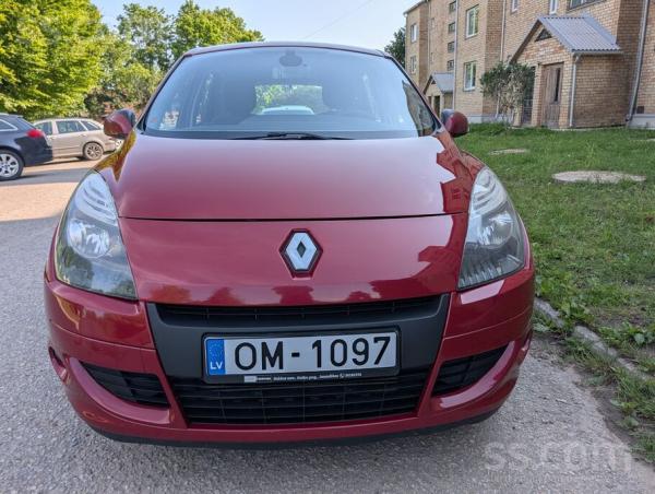 Red Renault Scenic 2010 in Saldus, with an engine capacity of 1.50 L and mileage of 325 thousand km for 3500 €, photo 2 on AUTOMOTO.COM.LV