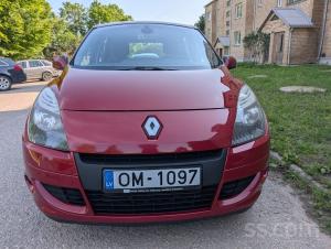 Red Renault Scenic 2010 in Saldus, with an engine capacity of 1.50 L and mileage of 325 thousand km for 3500 €, photo 3 on AUTOMOTO.COM.LV