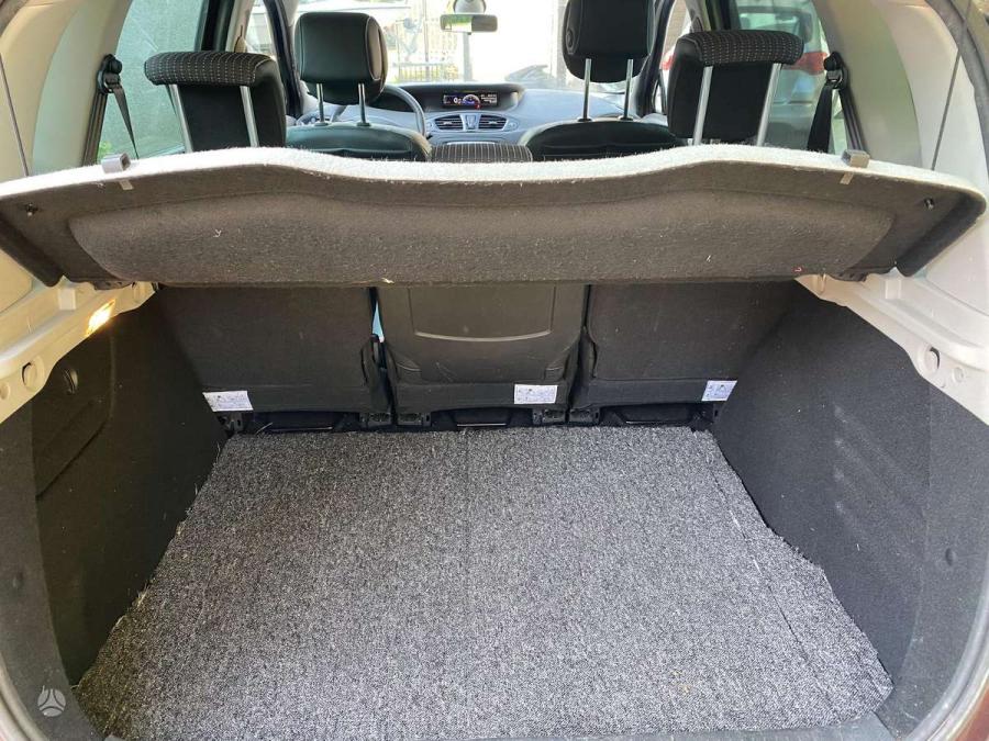 Sarkans Renault Scenic 2012 Šauļi, ar dzinēja tilpumu 1.46 L un nobraukumu 300 tūkst. km par 2650 €, foto 21 vietnē AUTOMOTO.COM.LV