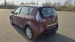 Sarkans Renault Scenic 2013 Marijampole, ar dzinēja tilpumu 1.20 L un nobraukumu 172 tūkst. km par 2950 €, foto 4 vietnē AUTOMOTO.COM.LV