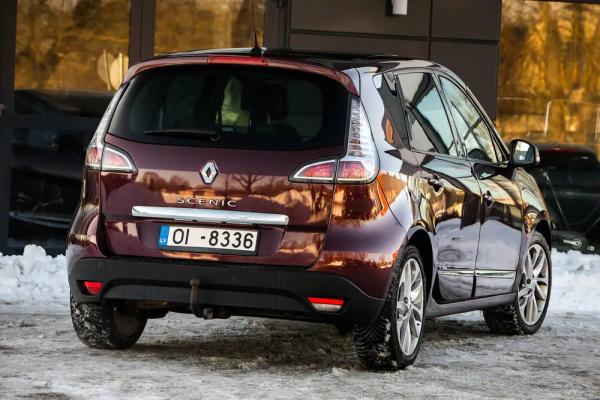 Red Renault Scenic 2013 in Jelgava, with an engine capacity of 1.60 L and mileage of 212 thousand km for 5790 €, photo 9 on AUTOMOTO.COM.LV