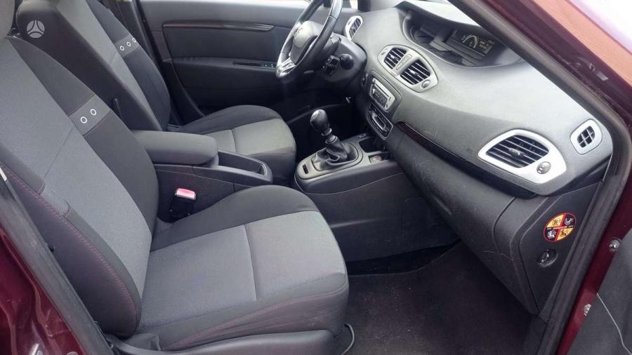 Sarkans Renault Scenic 2013 Viļņa, ar dzinēja tilpumu 1.46 L un nobraukumu 226 tūkst. km par 3600 €, foto 9 vietnē AUTOMOTO.COM.LV