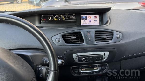 Red Renault Scenic 2014 in Valmiera, with an engine capacity of 1.20 L and mileage of 169 thousand km for 5600 €, photo 3 on AUTOMOTO.COM.LV