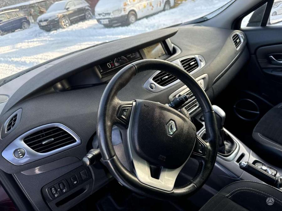 Red Renault Scenic 2015 in Kaunas, with an engine capacity of 1.50 L and mileage of 158 thousand km for 5599 €, photo 16 on AUTOMOTO.COM.LV