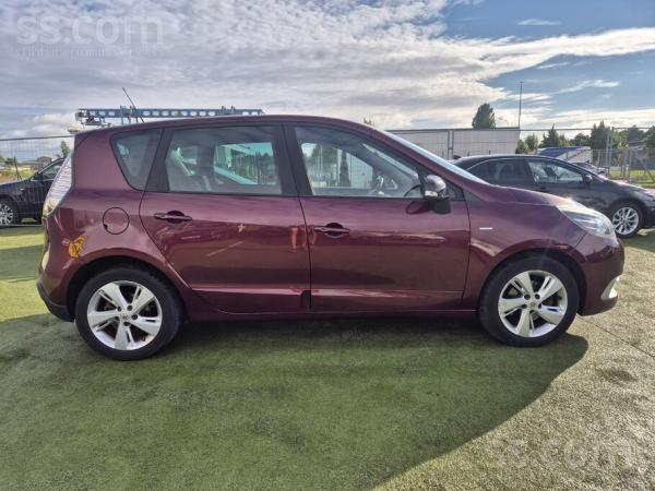 Sarkans Renault Scenic 2015 Liepāja, ar dzinēja tilpumu 1.20 L un nobraukumu 139 tūkst. km par 5400 €, foto 4 vietnē AUTOMOTO.COM.LV