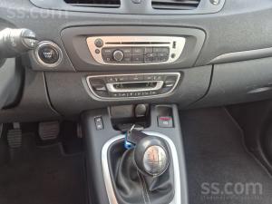 Красный Рено Сценик 2015 в Лиепая, объемом двигателя 1.20 л и пробегом 139 тыс. км за 5400 €, фото 18 на AUTOMOTO.COM.LV