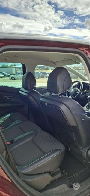 Sarkans Renault Scenic 2016 Tauragė, ar dzinēja tilpumu 1.50 L un nobraukumu 299 tūkst. km par 6200 €, foto 9 vietnē AUTOMOTO.COM.LV