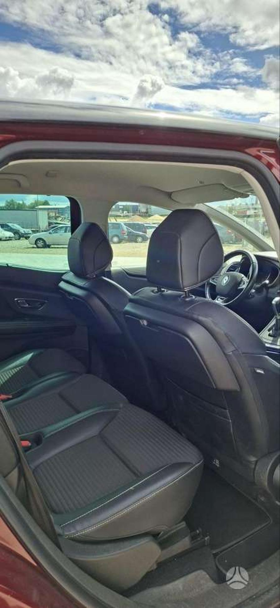 Sarkans Renault Scenic 2016 Tauragė, ar dzinēja tilpumu 1.50 L un nobraukumu 299 tūkst. km par 6200 €, foto 9 vietnē AUTOMOTO.COM.LV