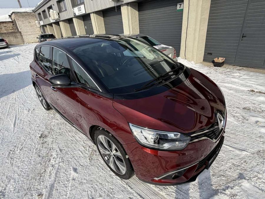 Red Renault Scenic 2017 in Siauliai, with an engine capacity of 1.20 L and mileage of 186 thousand km for 5700 €, photo 10 on AUTOMOTO.COM.LV