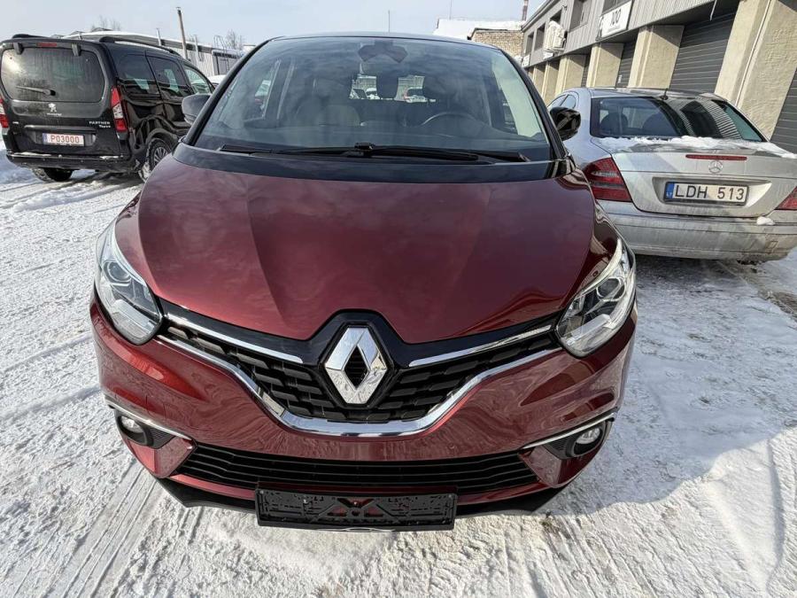 Red Renault Scenic 2017 in Siauliai, with an engine capacity of 1.20 L and mileage of 186 thousand km for 5700 €, photo 11 on AUTOMOTO.COM.LV