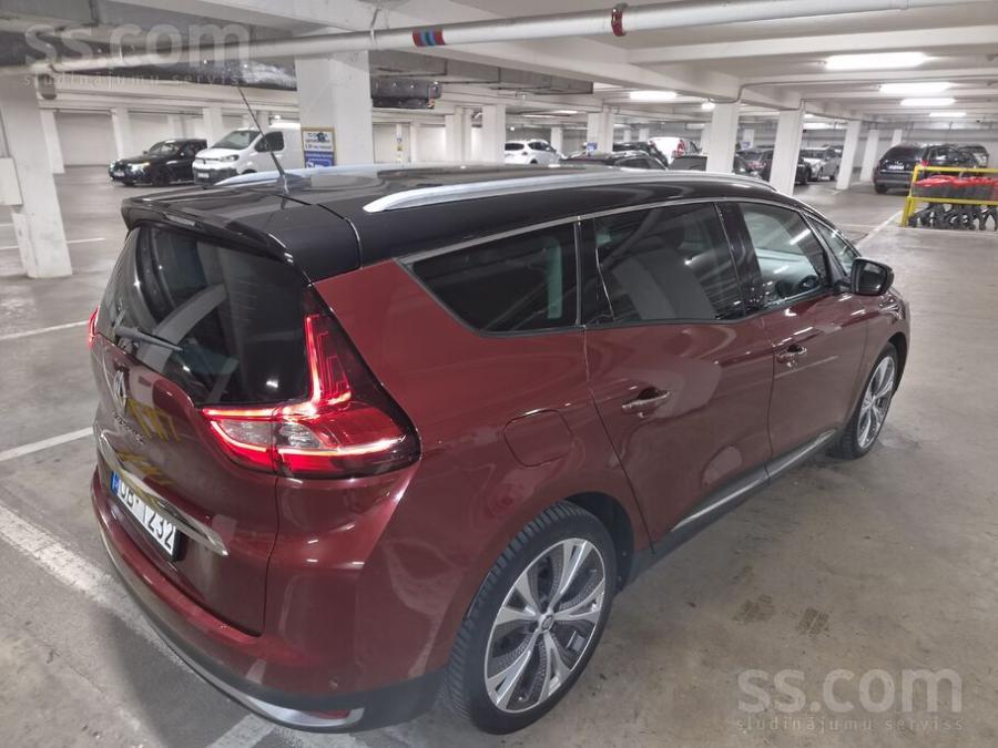 Red Renault Scenic 2017 in Saldus, with an engine capacity of 1.60 L and mileage of 222 thousand km for 10000 €, photo 5 on AUTOMOTO.COM.LV