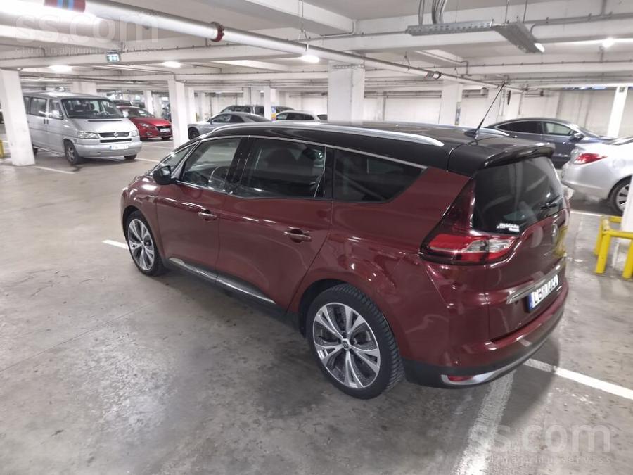 Red Renault Scenic 2017 in Saldus, with an engine capacity of 1.60 L and mileage of 222 thousand km for 10000 €, photo 7 on AUTOMOTO.COM.LV