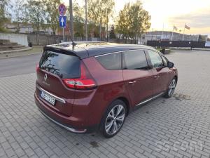 Red Renault Scenic 2017 in Saldus, with an engine capacity of 1.60 L and mileage of 222 thousand km for 10000 €, photo 12 on AUTOMOTO.COM.LV